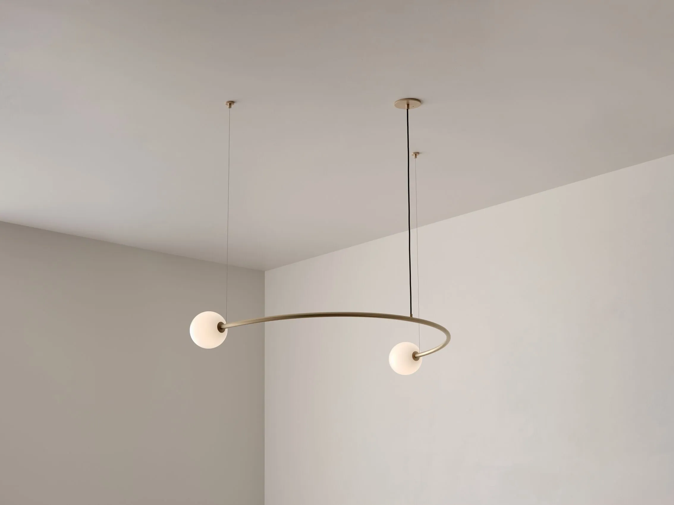 Oddments Single Arc | The Future Perfect