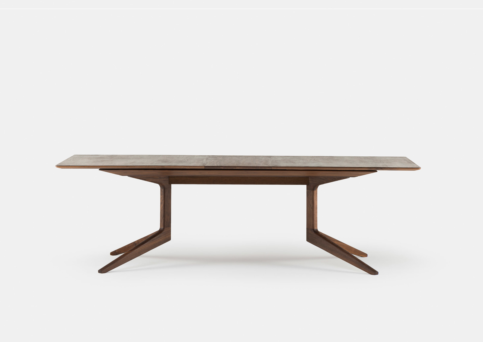 Light Extending Table | Matthew Hilton | The Future Perfect