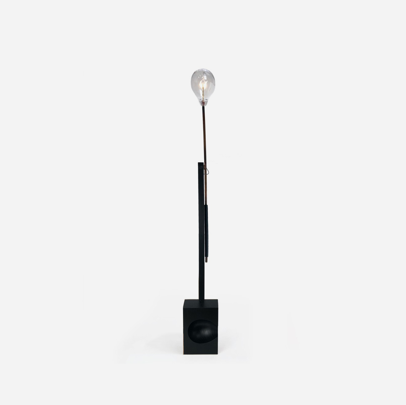 Bulb Bullee Floor light | Thomas Eyck | The Future Perfect