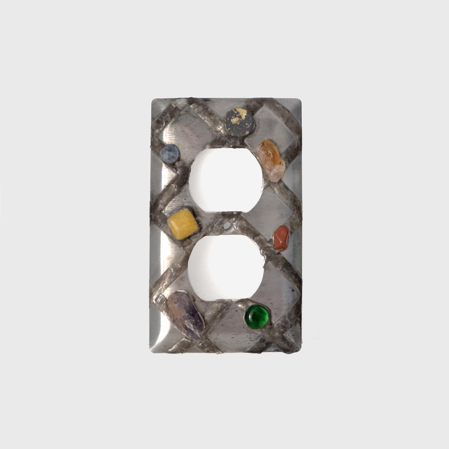 Gem Outlet Plate | The Perfect Nothing Catalog | The Future Perfect
