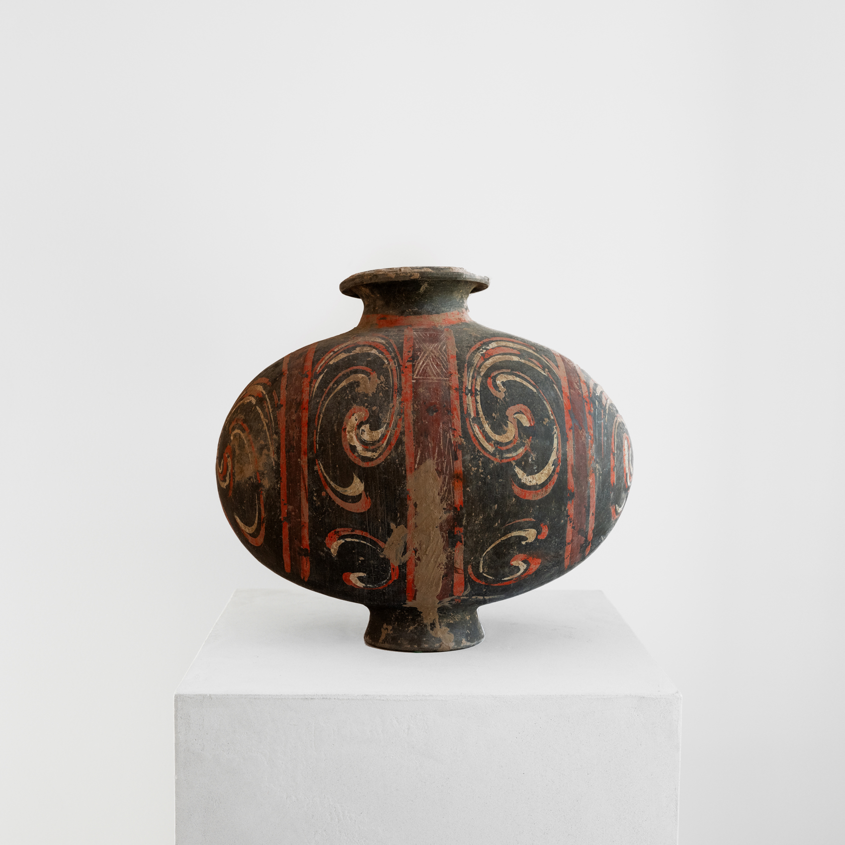 Han Dynasty Cocoon Jar – Red | Colin King | The Future Perfect