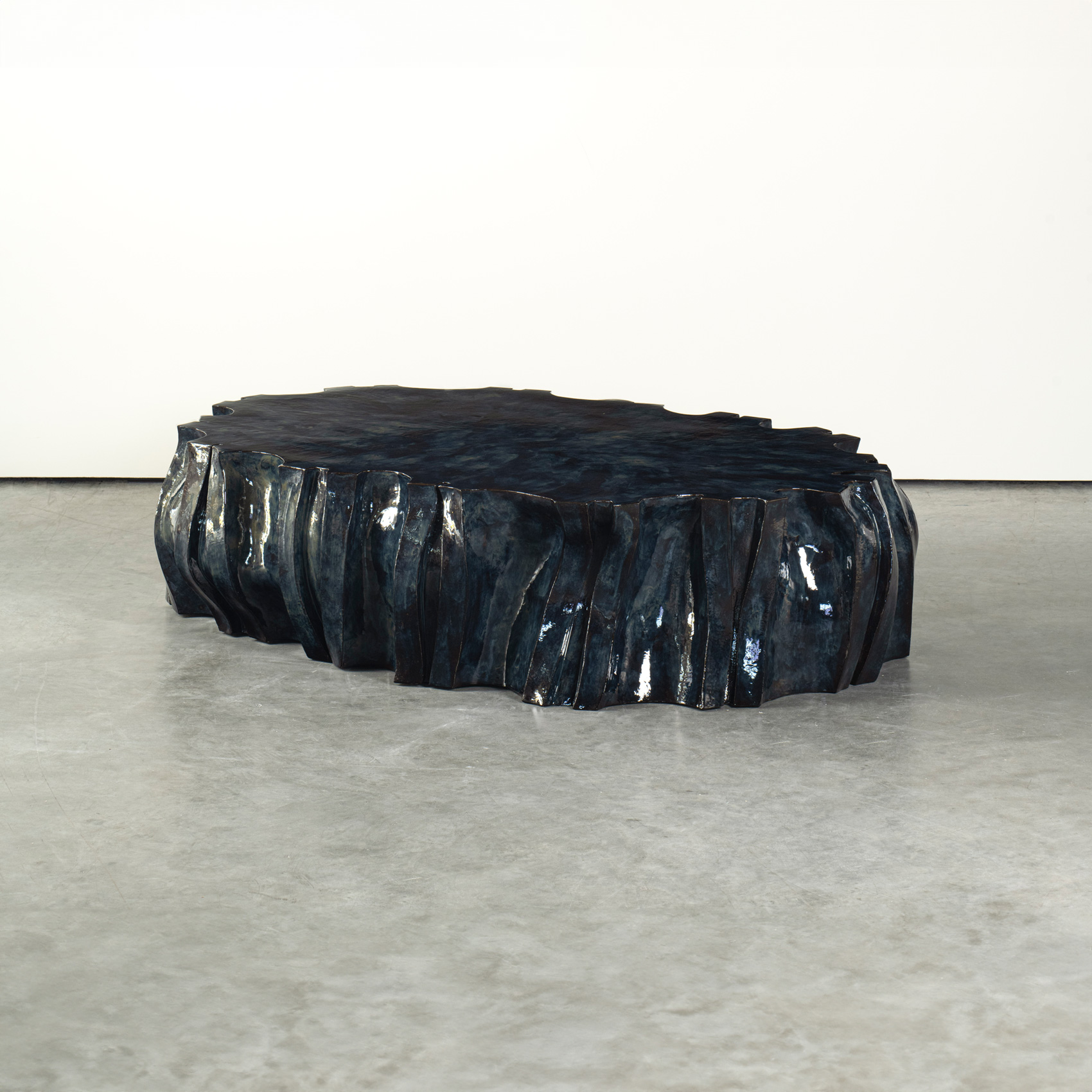 Crimp Coffee Table – Obsidian | Floris Wubben | The Future Perfect